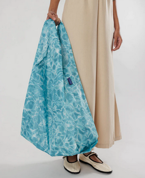 Pool Big Baggu – World of Mirth