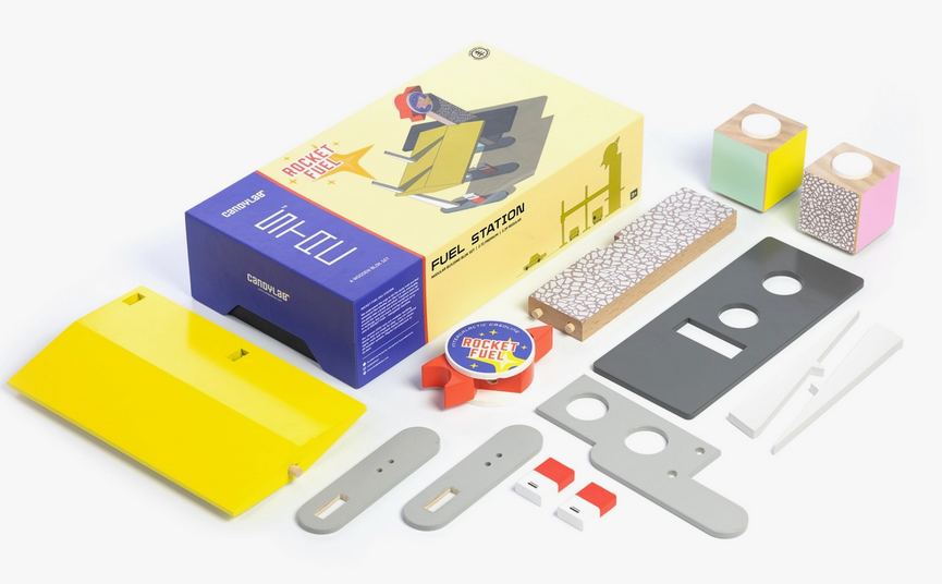 Rocket Fuel Station Playset – World of Mirth